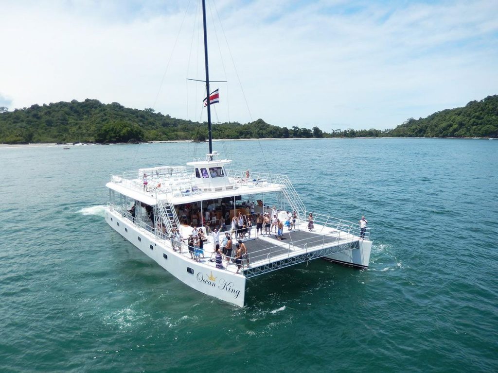 Catamaran Snorkel Tour $85 – National Park Manuel Antonio